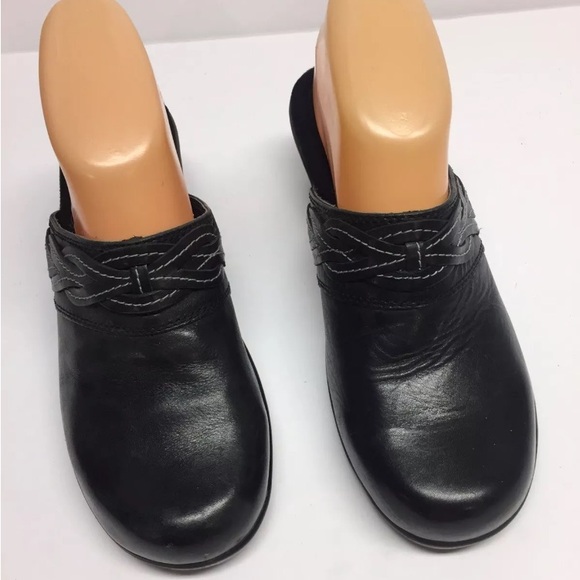 Bass | Shoes | Bass Bostons Black Leather Slip On Clogs Womens 8m ...